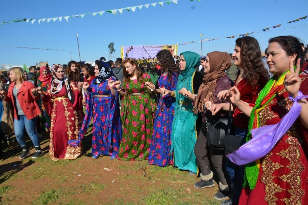 Statement of Internationalist Women in Rojava – 8th of March – JINEOLOJI